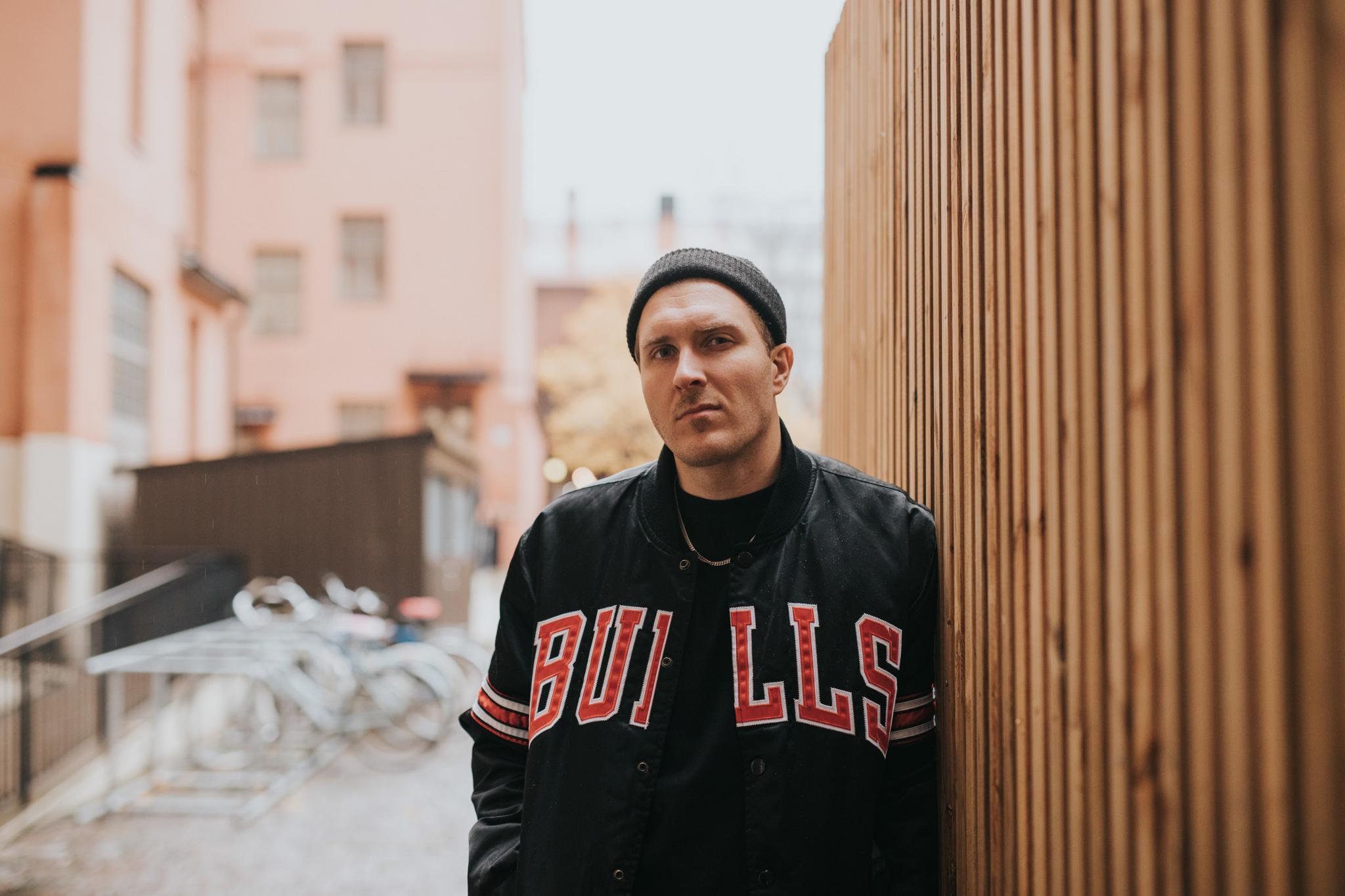 Mist sä tuut? -dokumenttisarjan Pori-jakson originaalikappaleella on ...